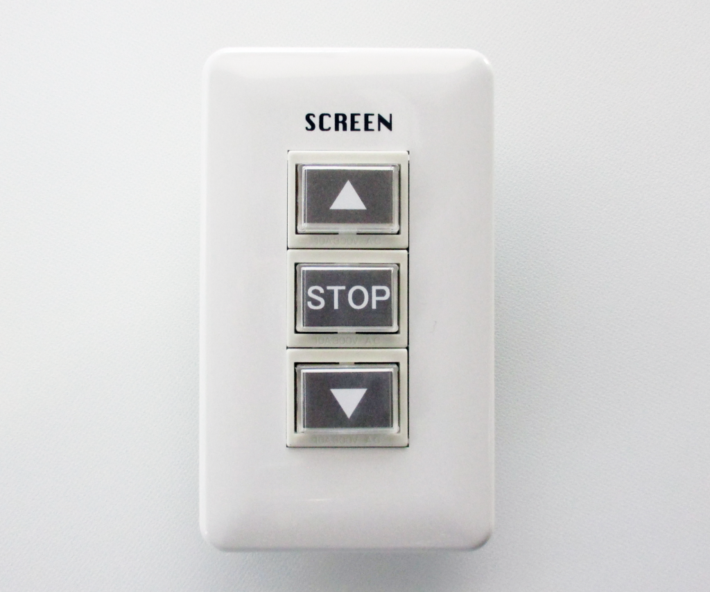 株式会社ダイエン | » Dai-VSE 電動巻上スクリーン